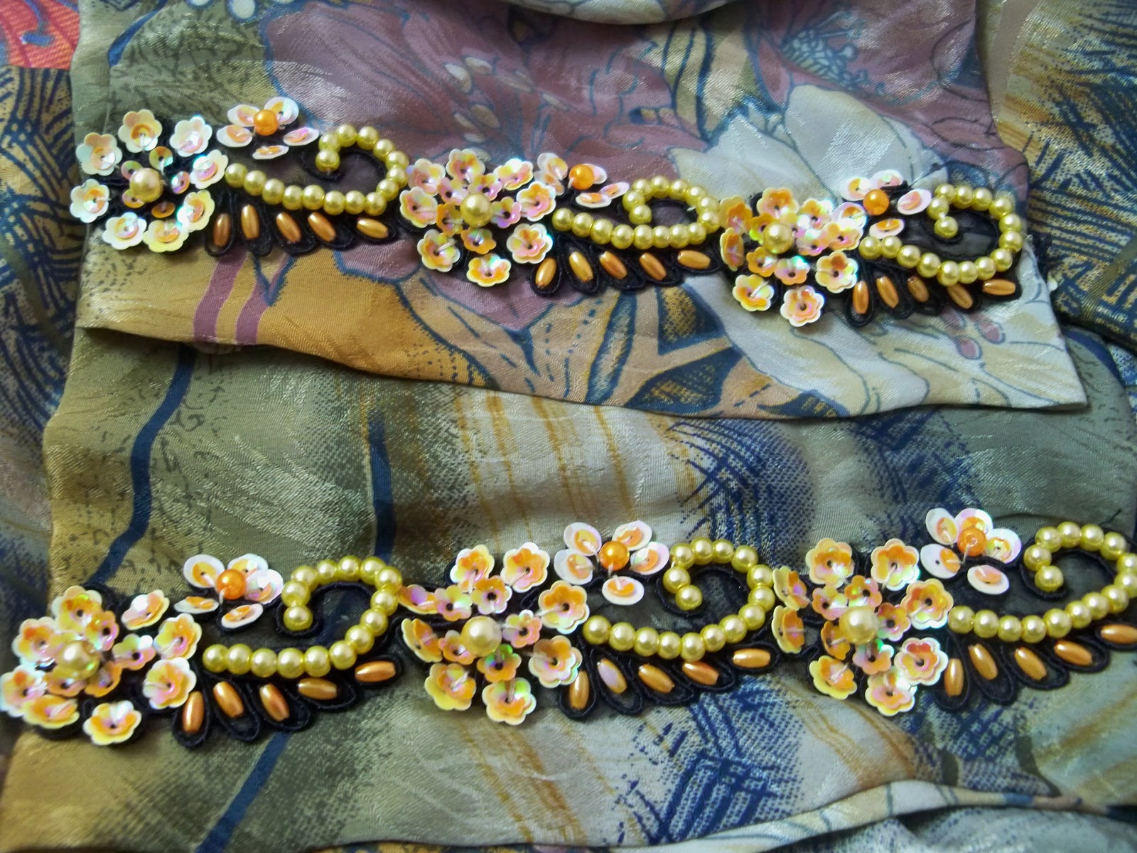 Junn Collections: Jahitan Manik