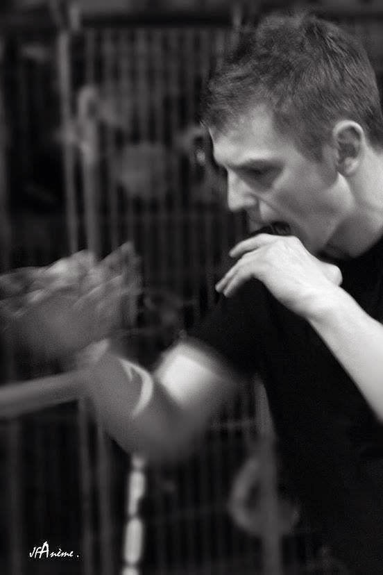 NO HOLDS BARRED BOXING: January 2014