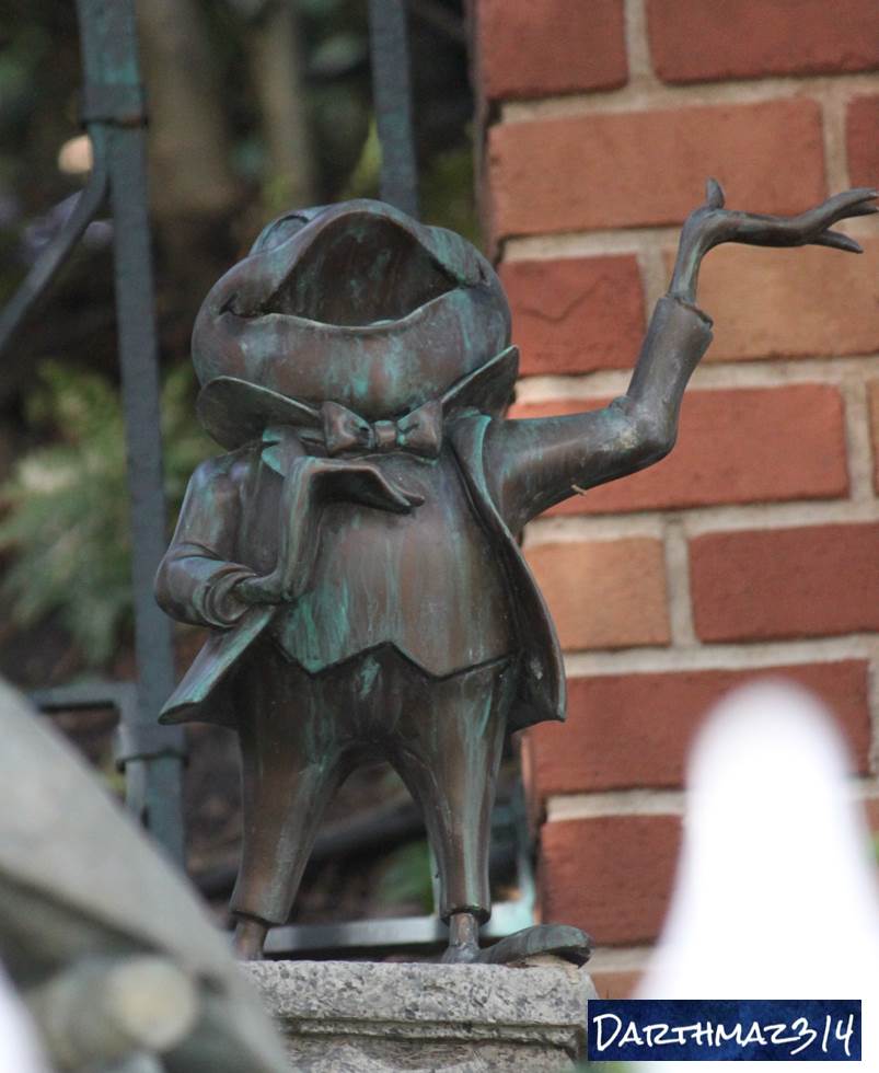 darthmaz314: darthmaz314 Disney Snapshot of the Day - A Disney Hidden ...