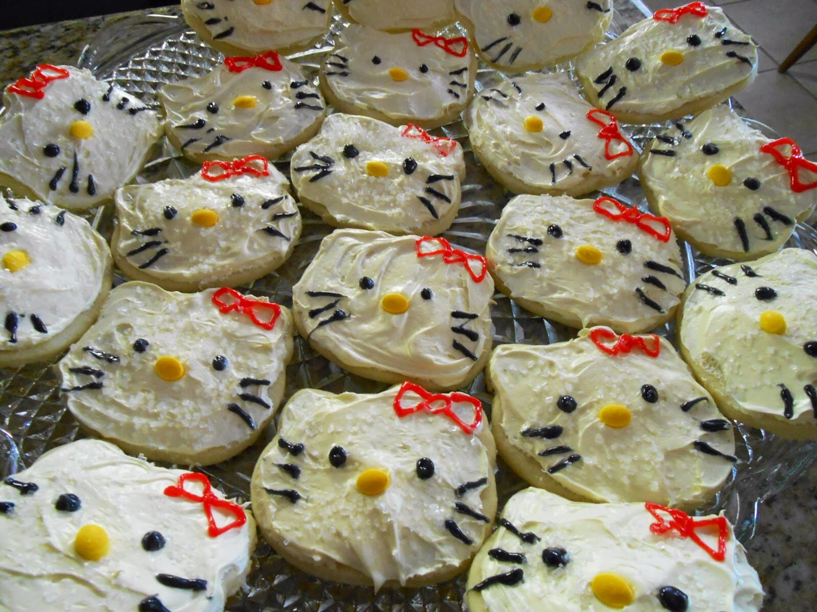 Kitty's Kozy Kitchen: Hello Kitty Cookies