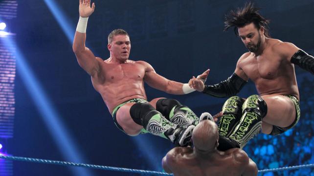 WWE In live!!!!: THE PRIME TIME PLAYERS vs JUSTIN GABRIEL & TYSON KIDD