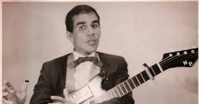 Noel Petro. Biografía.