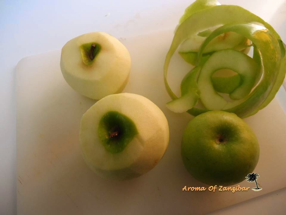 Aroma of Zanzibar: Apple Bread
