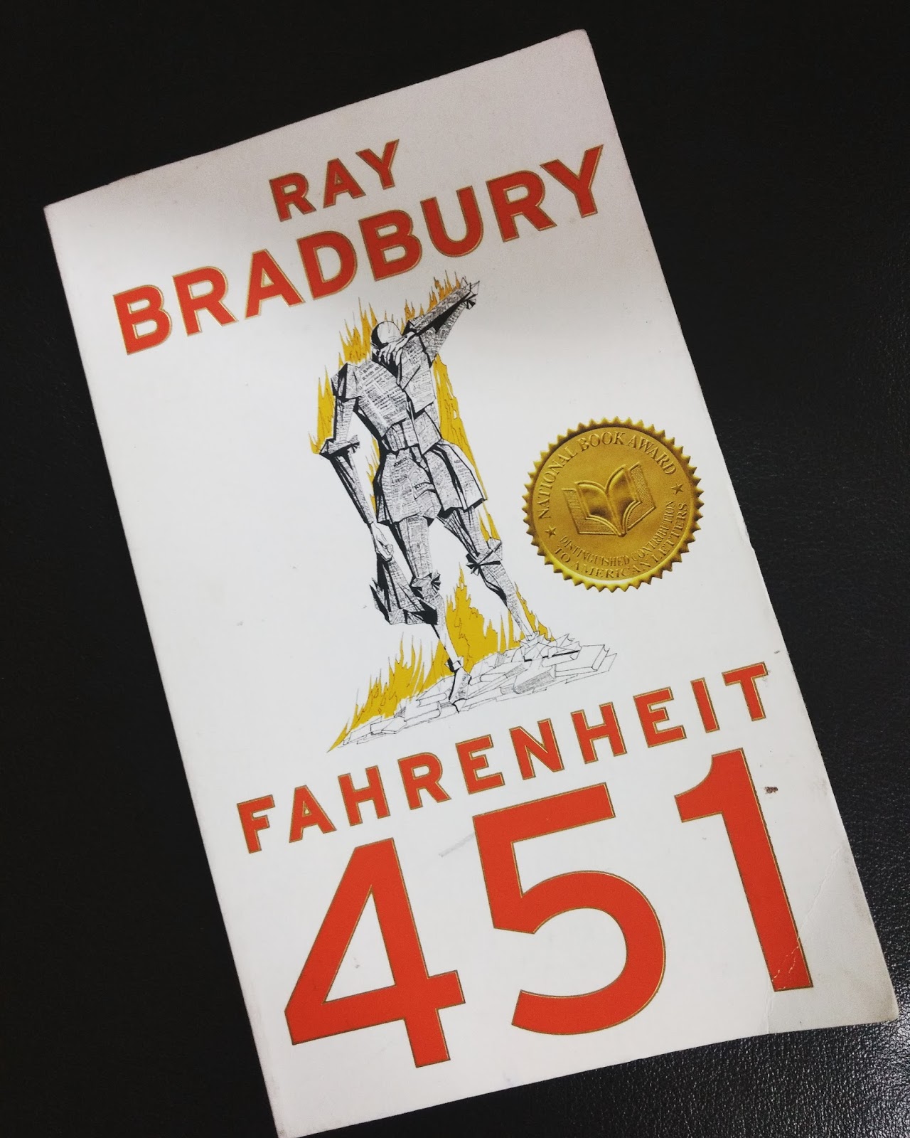 The Reading List: Book Review on Fahrenheit 451 by Ray Bradbury