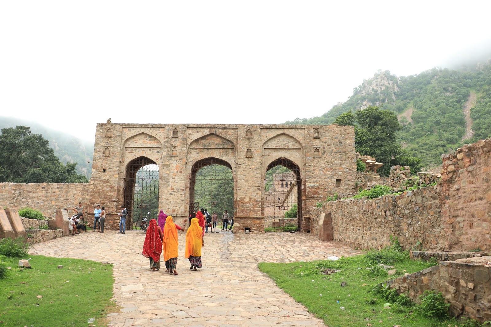 Bhangarh, the most Haunted Fort in Rajasthan