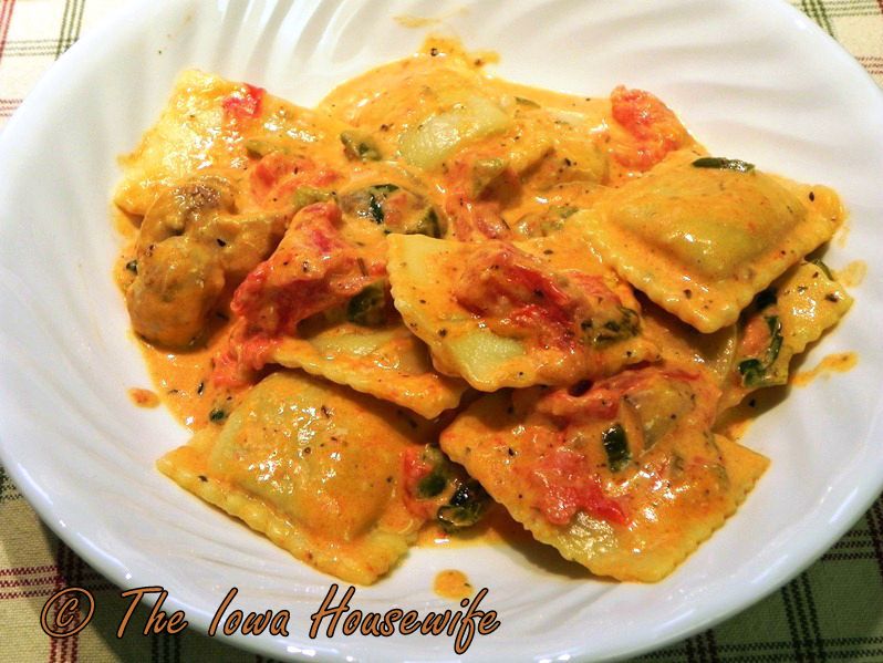 The Iowa Housewife: Family Favorites...Beef Ravioli in Basil Cream Sauce