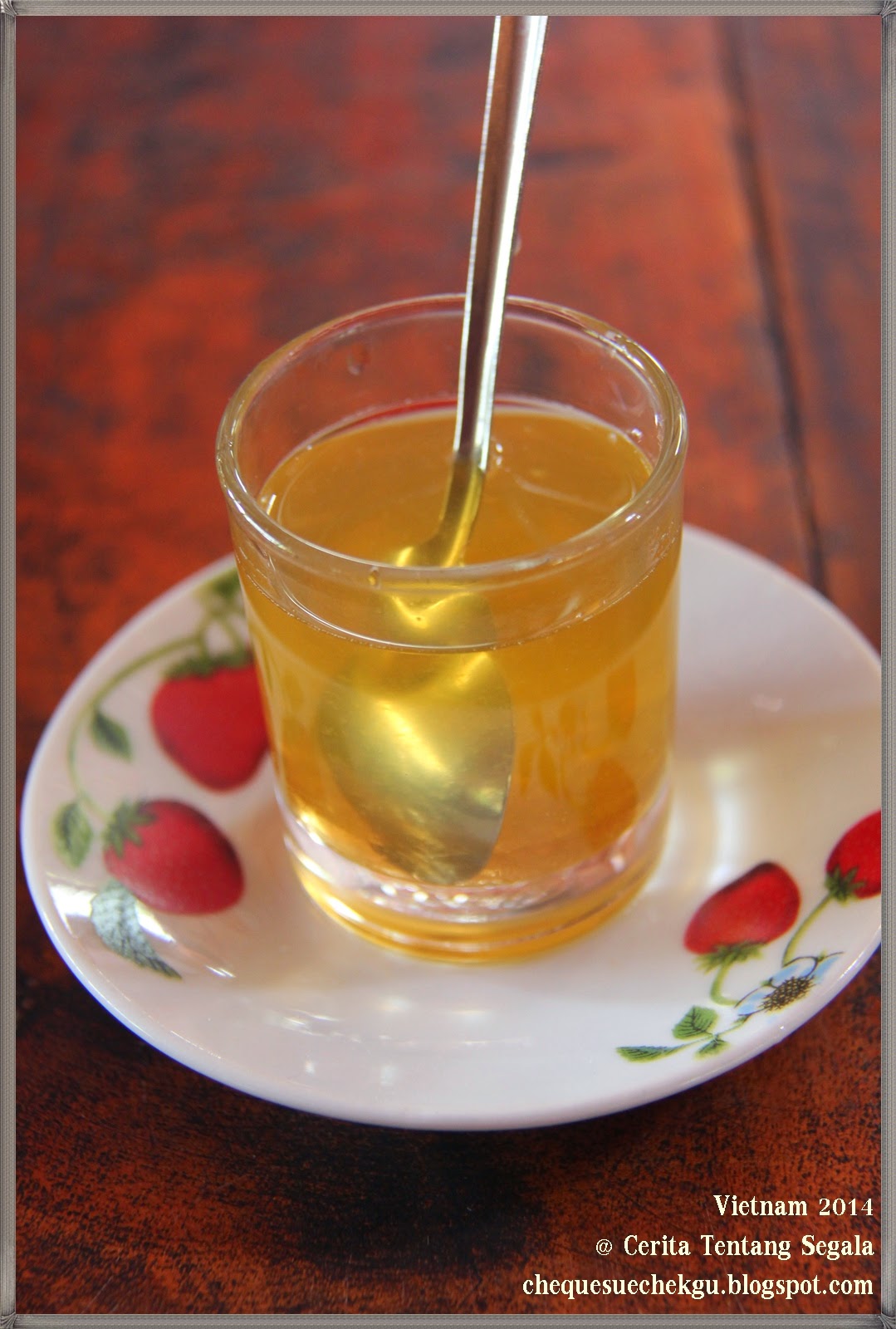 cerita tentang SEGALA: Xin chào Việt Nam 6 : Teh Madu Bunga Longan