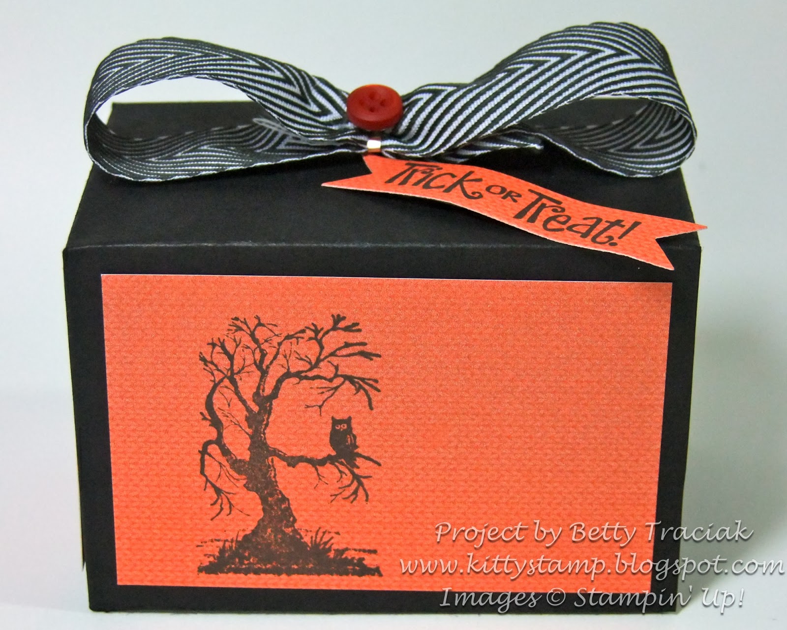 Kitty Stamp: Cadbury Scream Egg Mummies in Peekaboo Box Tutorial