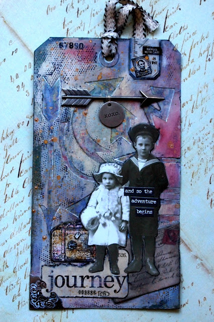 klistersøster: Tim Holtz 12 Tags of 2015 - august