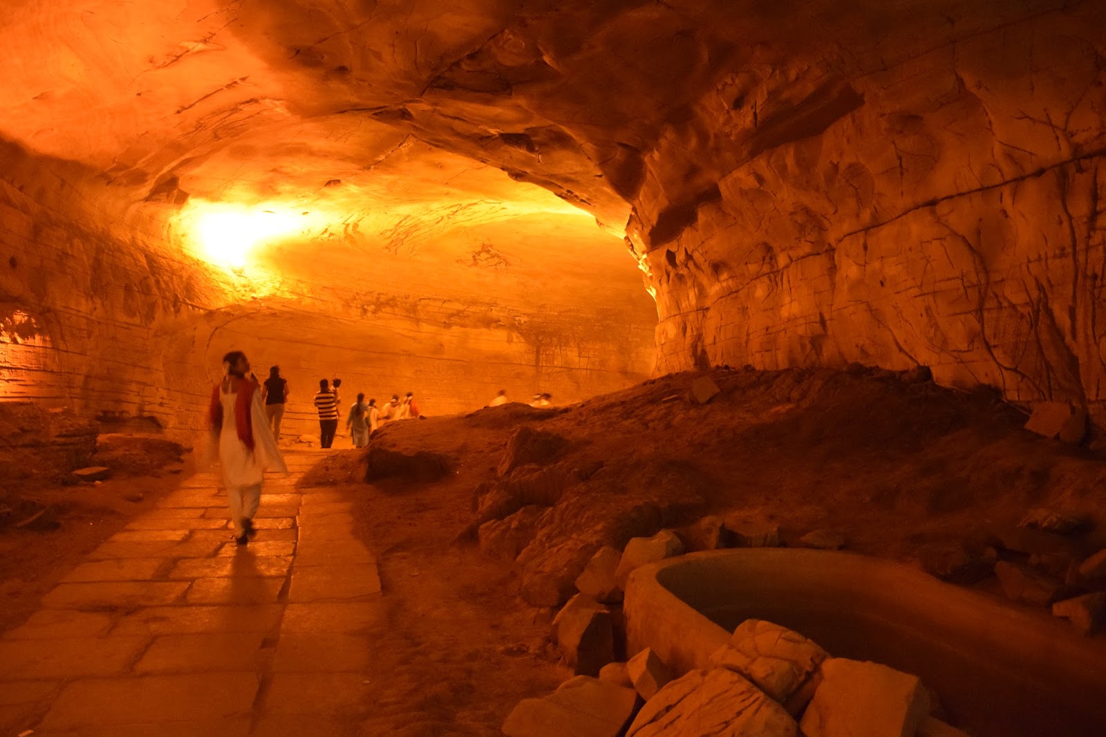 Hidden Gems Near Bangalore : Part 4 Belum caves ( A place where sky is ...