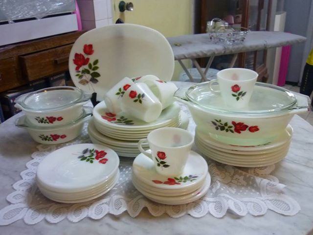 Mama's Heritage: pyrex dinner set