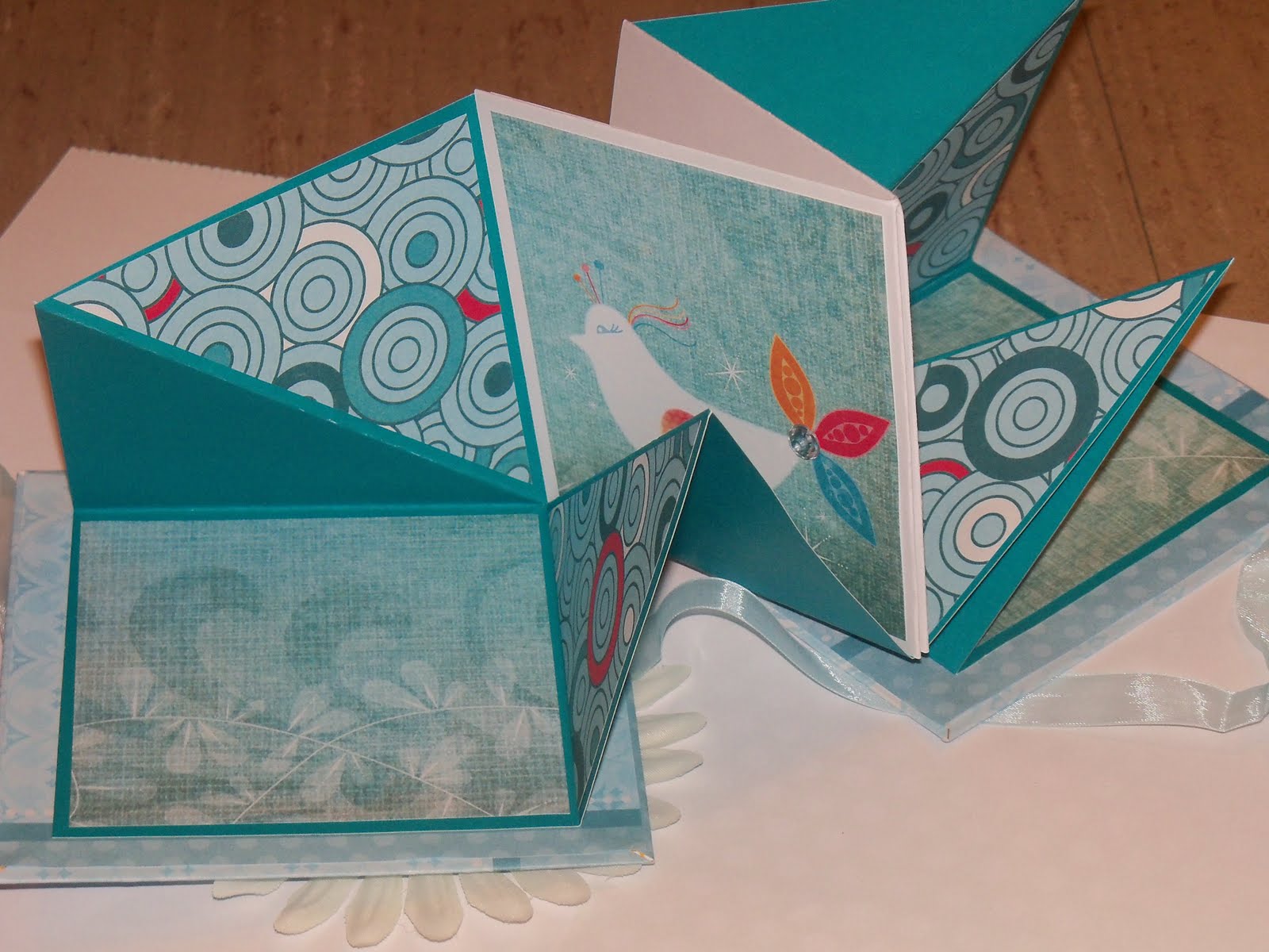 Scrap N Teach: Fun folding mini