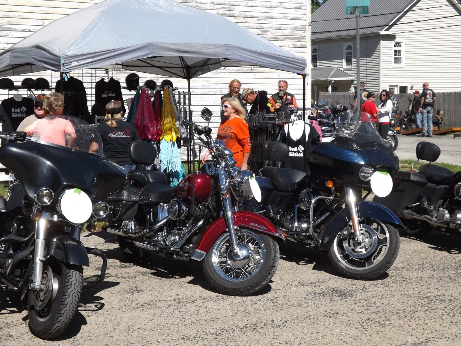 Lowrider In The Wind: Defiant Souls MC