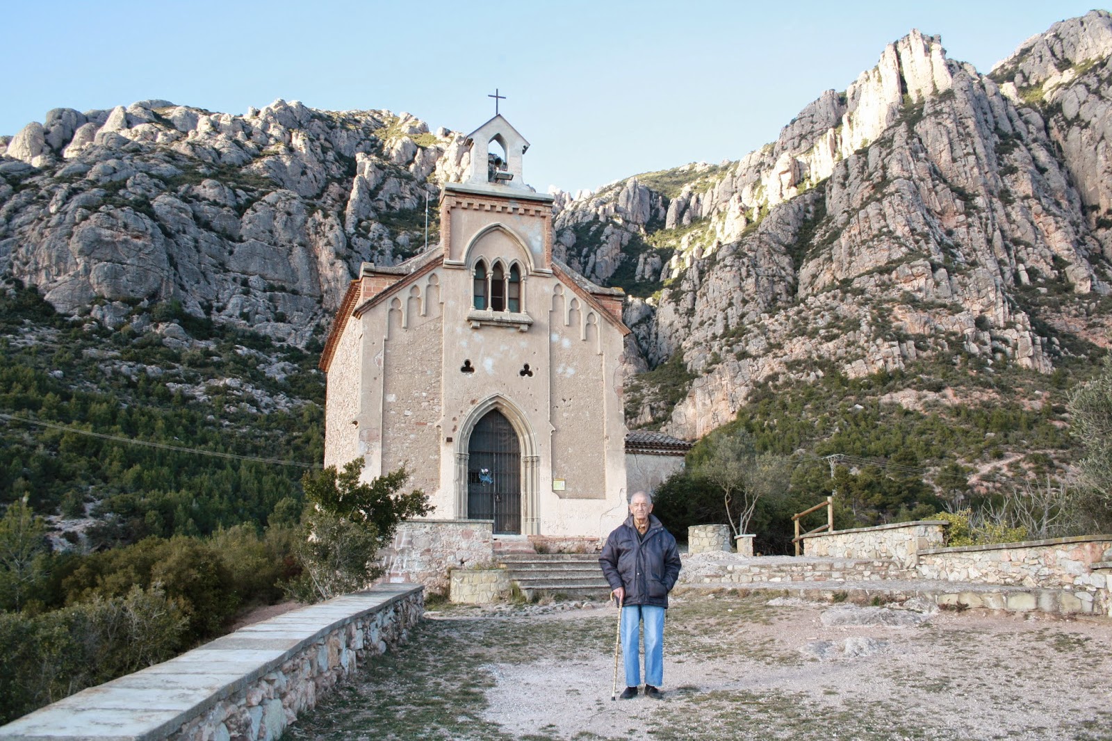 TRIBUNA DEL BERGUEDÀ: ERMITA DE LA SALUT. COLLBATÓ. LLOBREGAT JUSSÀ ...
