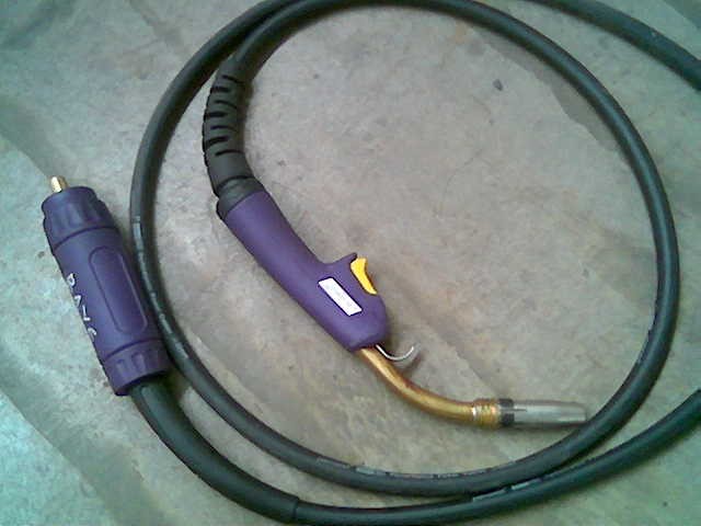 Amirul Rofiq Roslee: KIMPALAN ARKA JENIS GAS METAL ARC WELDING (GMAW)