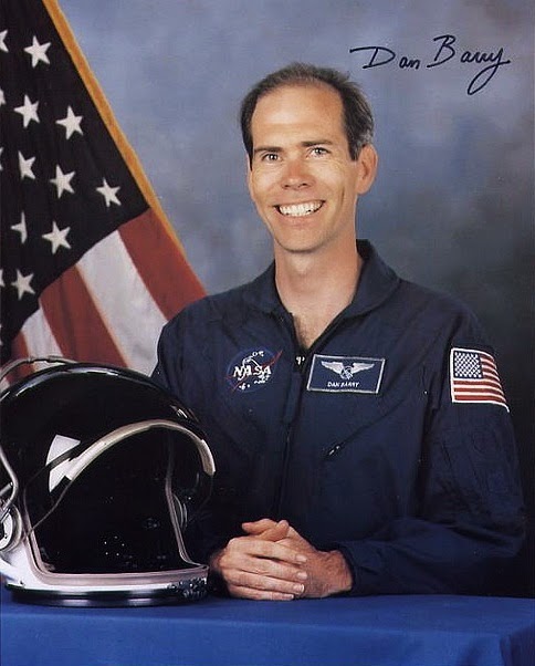 Facil de hacer: DANIEL THOMAS BARRY