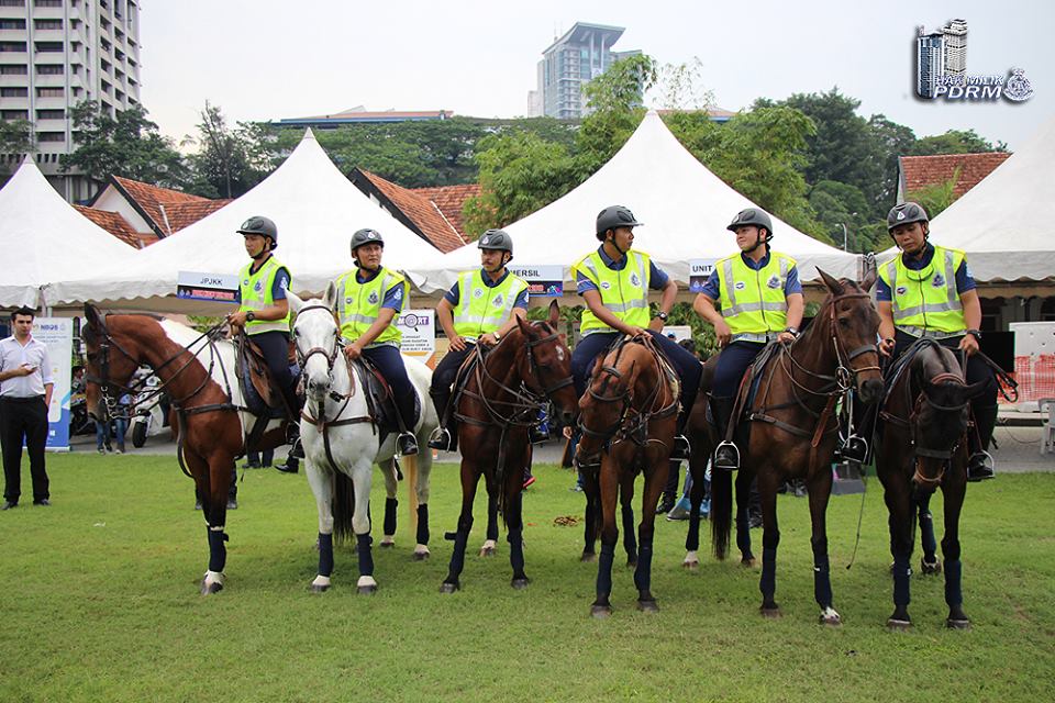 Lensa Pijut: PDRM Night Run 2018 :: Ulangtahun Sambutan Hari Polis Ke 211