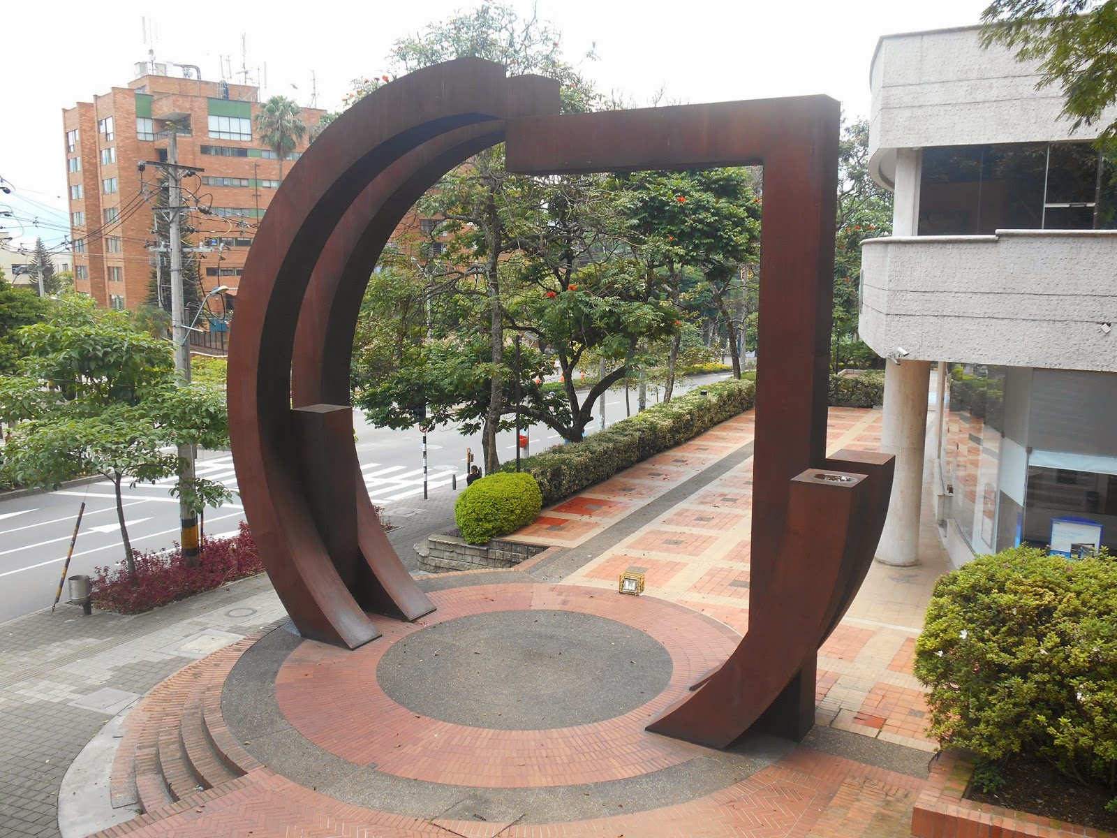 Esculturas de Colombia: Croquis - Ronny Vayda