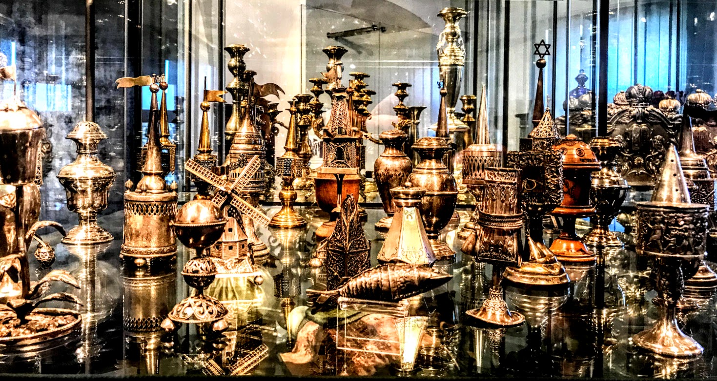 Patrick Comerford: Tales of the Viennese Jews: 9, Leonard Cohen and ...