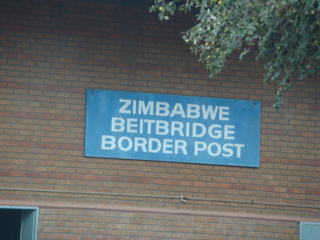 Mrad & Inge's 60+ Zimbabwe: Zimbabwe: Kariba (border post) (National ...