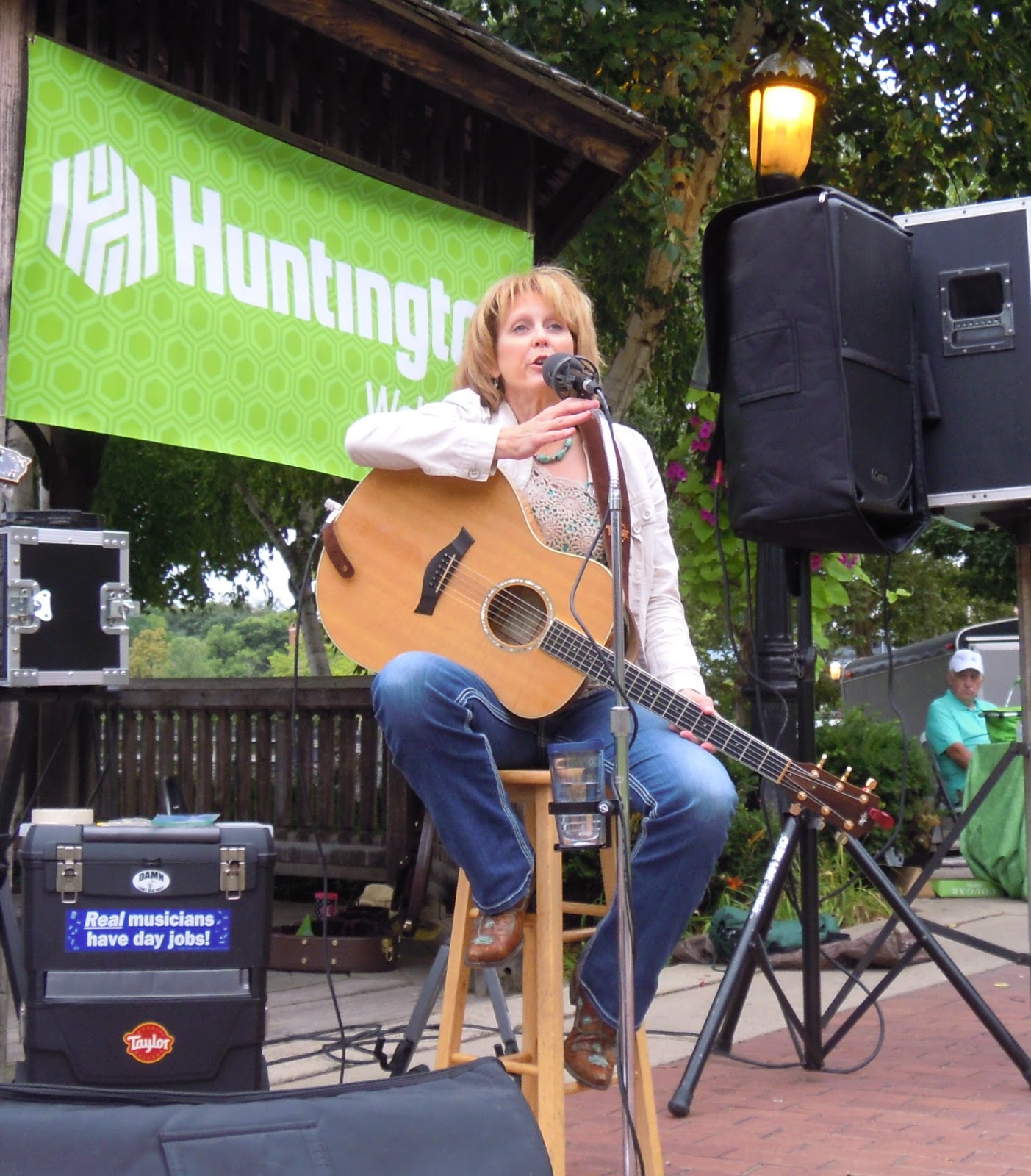 Ellen Alive!: Saturday night in Allegan