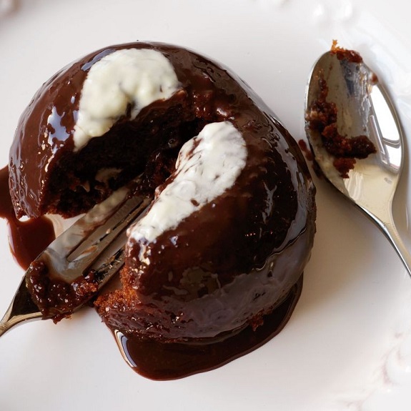 Oven Baked Choca-Mocha Saucy Pudding - The Best Recipes