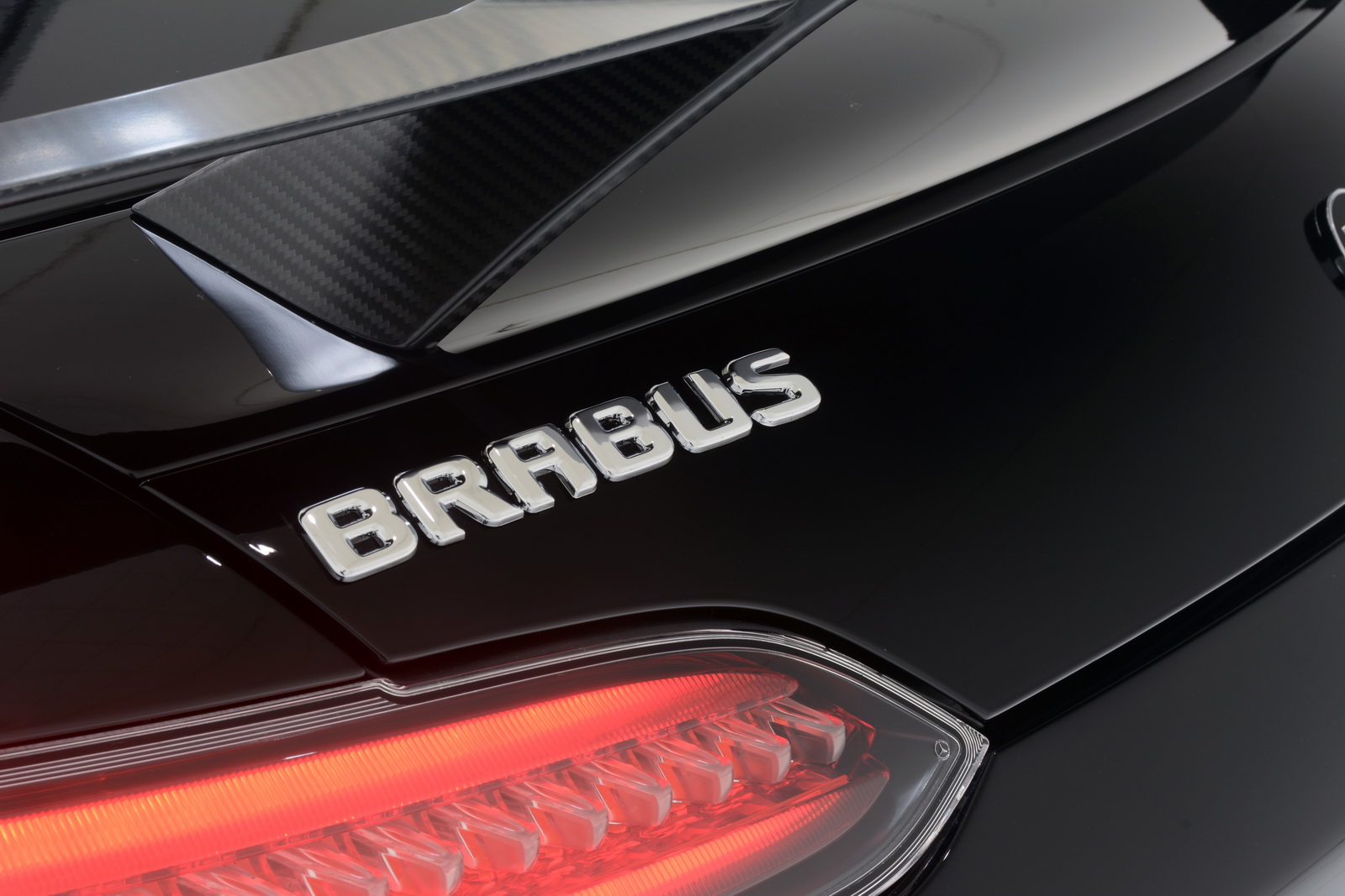 Mercedes AMG GT S Brabus ile Güçlendi - Sekiz Silindir