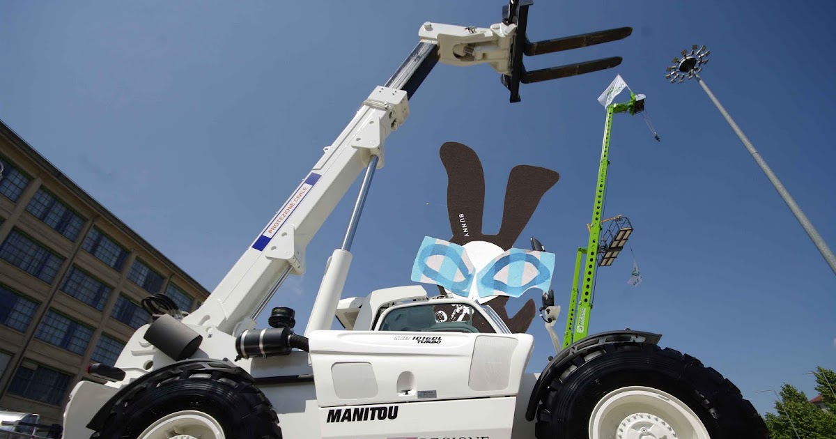 Follow the Wabbit: The Wabbit and the Manitou Handler