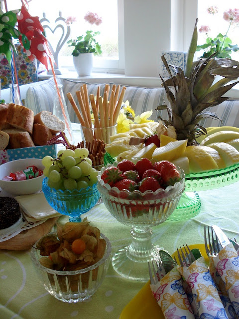 Frostrosor: Tips på valborgsmat!