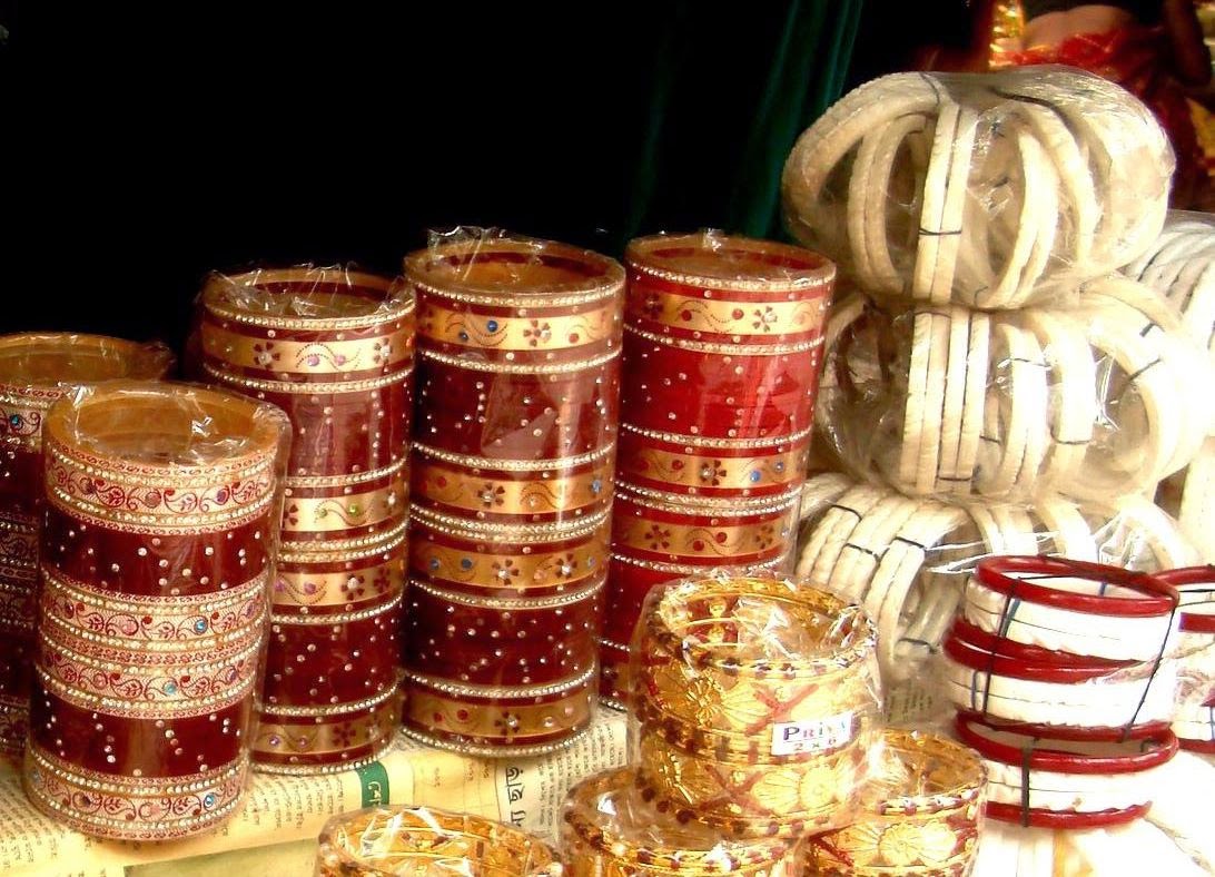 The Magic Tours Blog: Bangles of Bengal