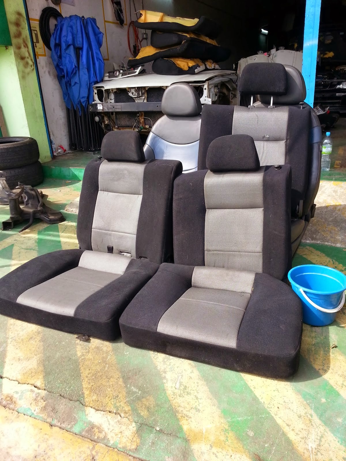 Dingz Garage: Seat Recaro Satria Gti complete
