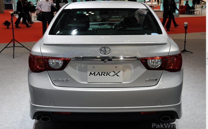 Best Cars: Toyota Mark X 2011