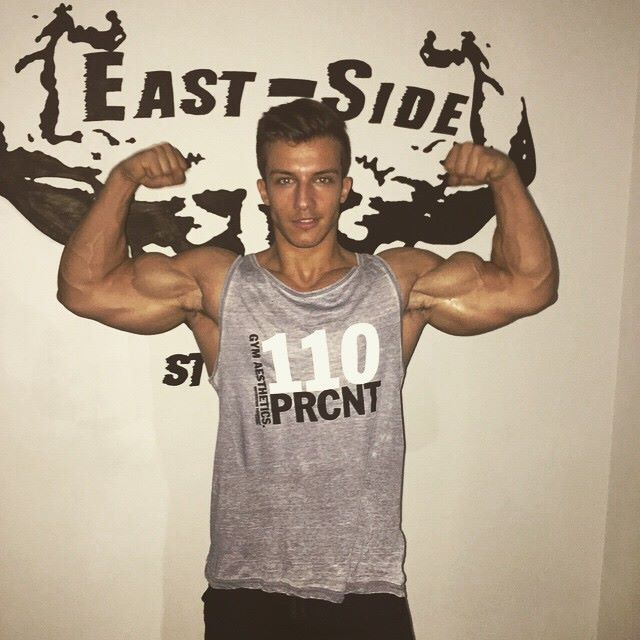 the beauty of male muscle: Tim