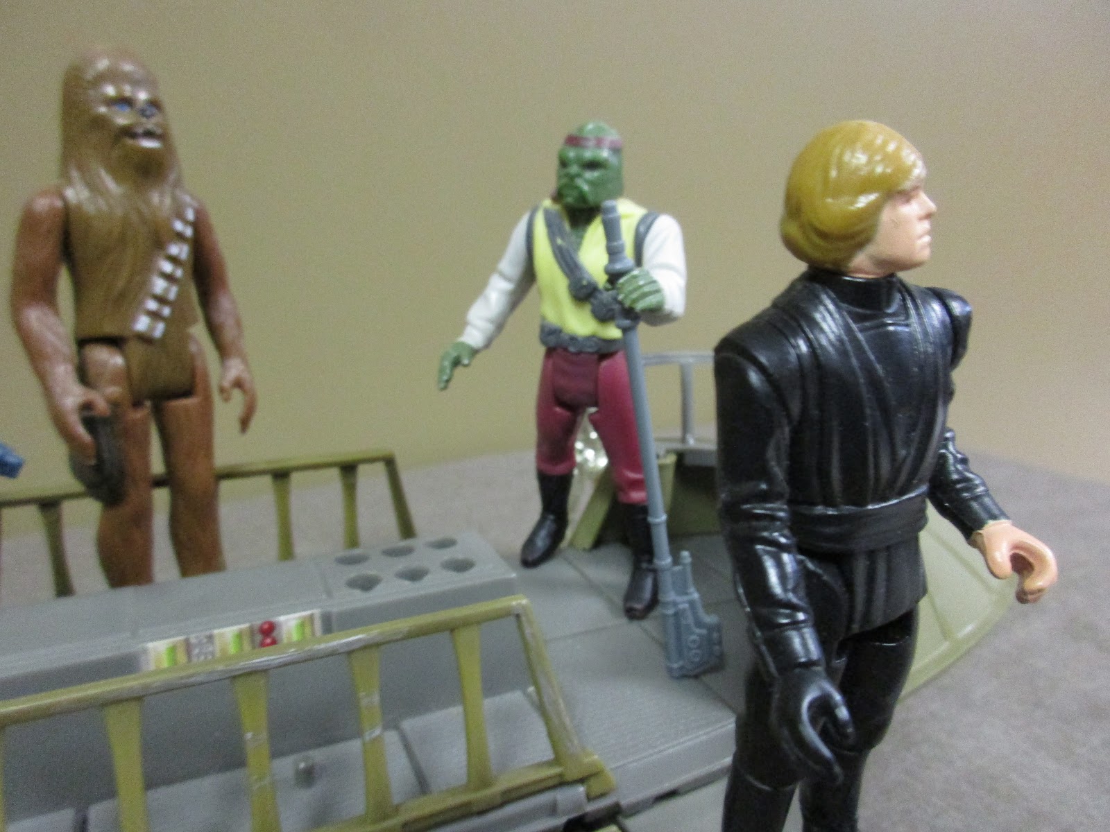 Vintage Kenner Star Wars Toys: Tatooine Skiff Vehicle