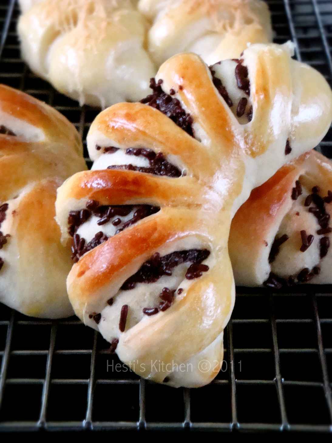 HESTI'S KITCHEN : yummy for your tummy: Choco & Cheese Bread