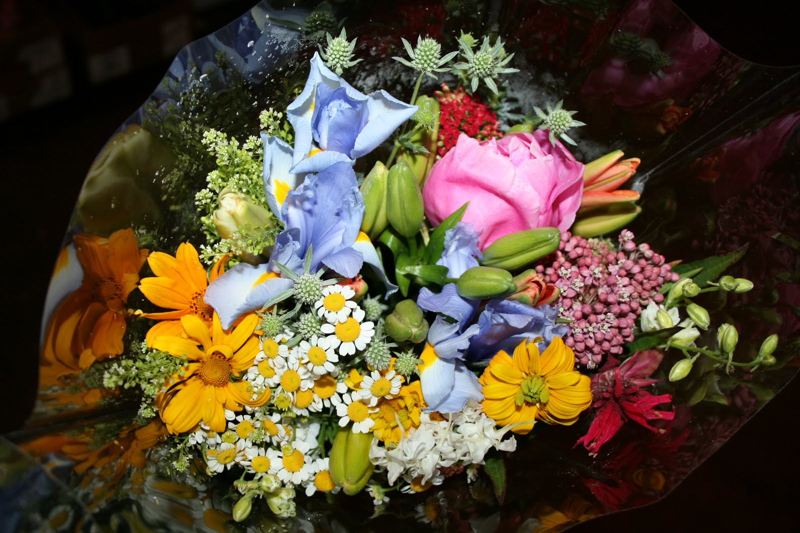 A. Perri Farms: LOCAL WILDFLOWER BOUQUETS