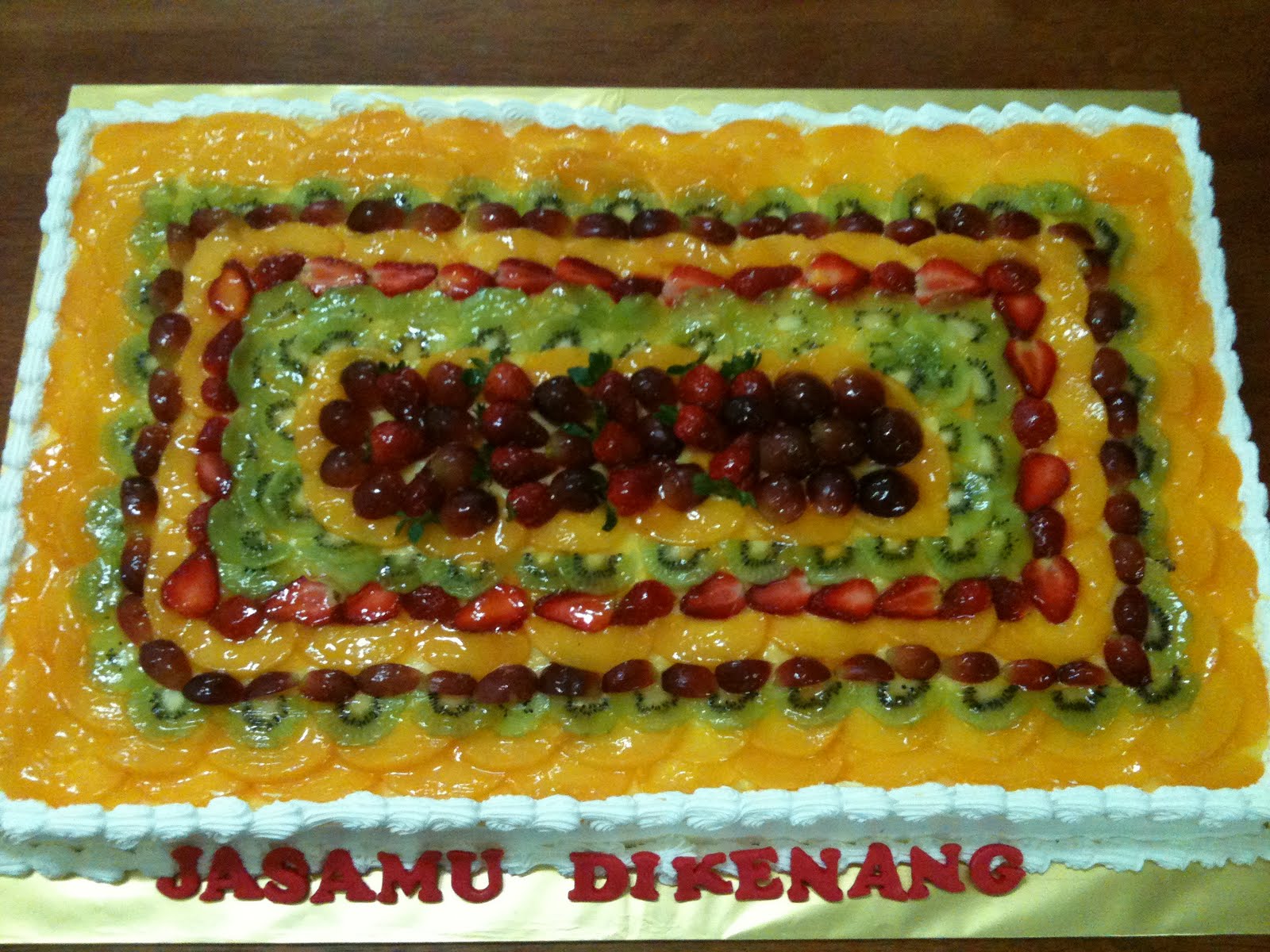 MamaBisya Cake House: Kek Besar Sempena Majlis Persaraan : Full Fruit ...