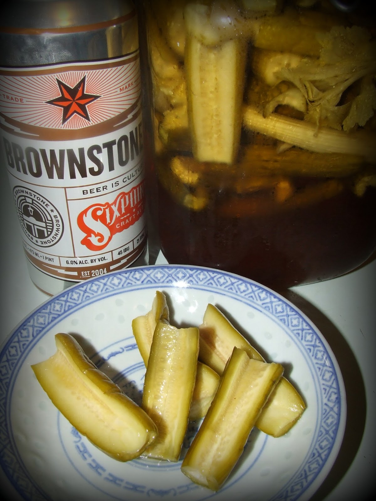 Bräuista: Cooking with Beer - Spicy Sweet And Sour Brown Ale Pickles