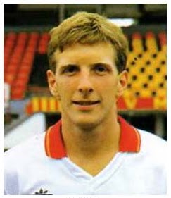 gombfocikepek.blogspot.com: KV Mechelen 1987-88