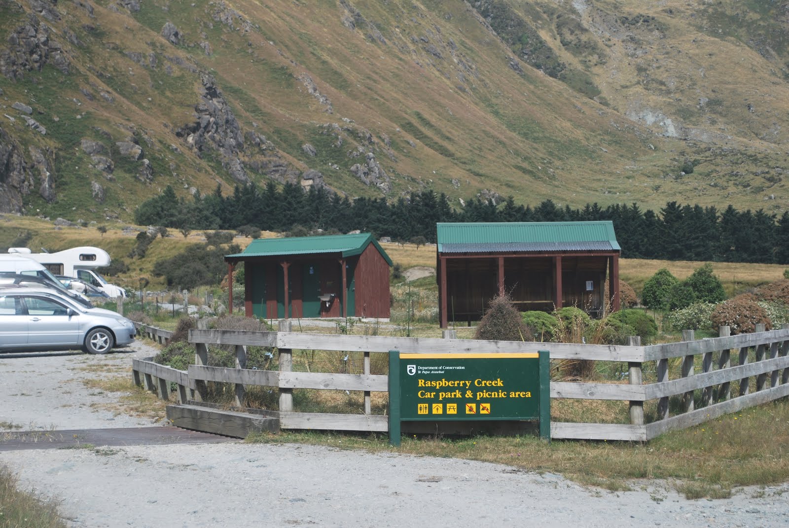 greatNZadventure2013: Raspberry Creek ... Base to climb Rob Roy Track ...
