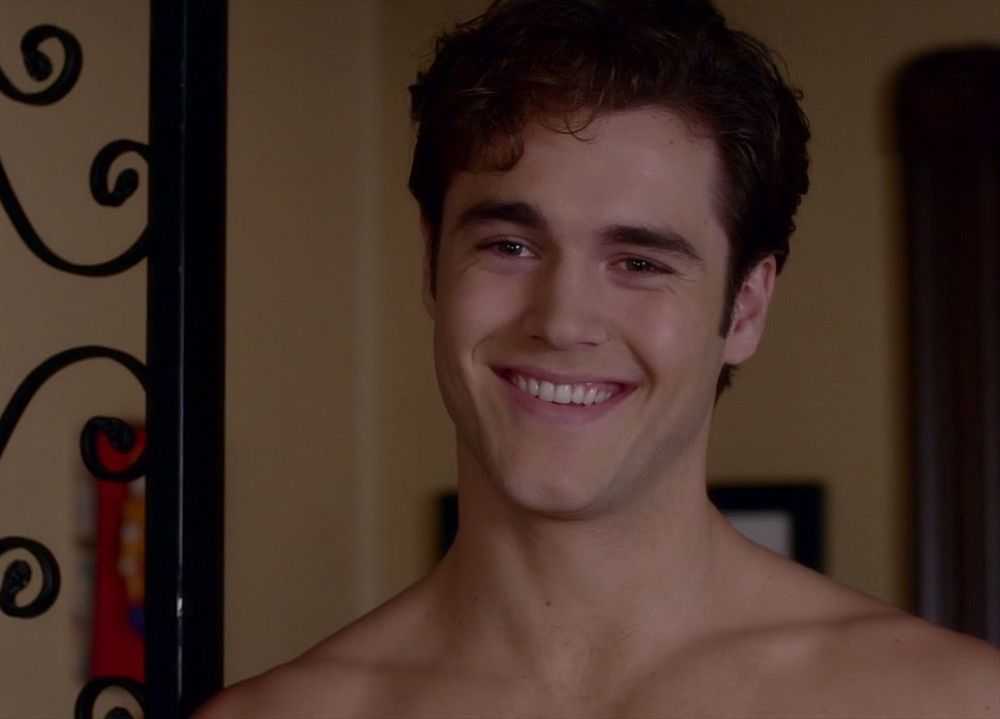 Favorite Hunks & Other Things: Charlie DePew in Famous In Love