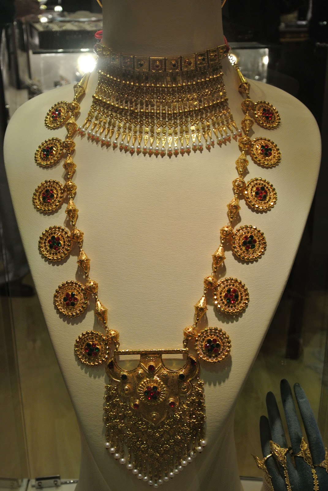 LADIES AND THE CITY: QATAR CHAPTER 10: Doha Jewelry Show 2012 Part III ...