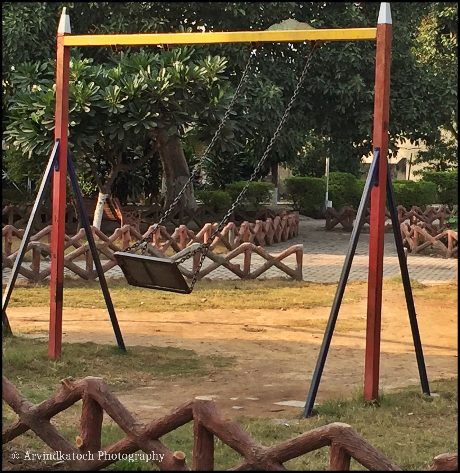 Empty Swing Photography