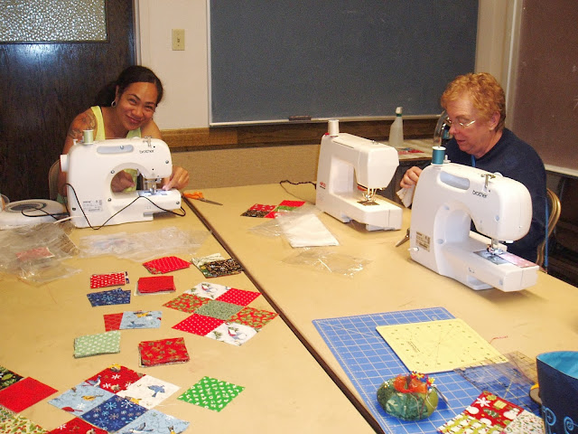 Sunshine in the Attic: Christmas Craft Mug Rug Class