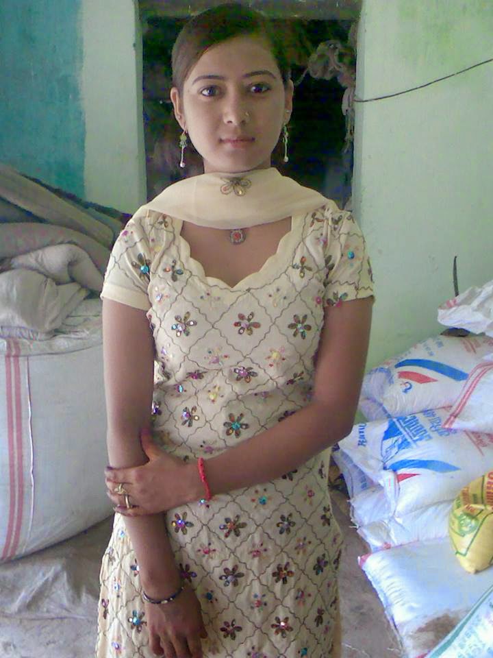 HD Hot Wallpaper: Hot and Sexy Pakistani Girls