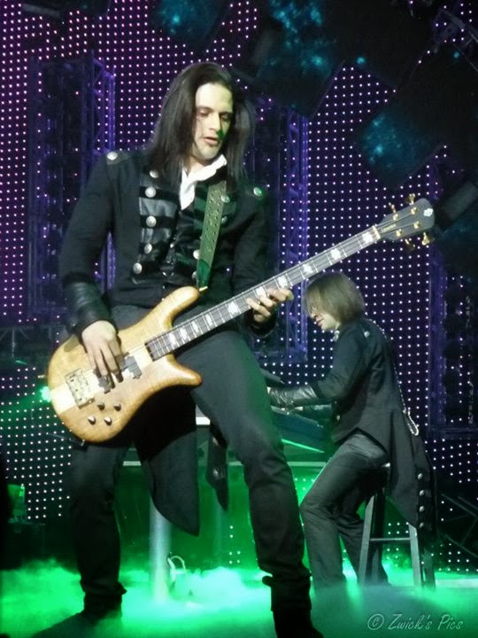 Music and Art Interviews by Dan Roth: A Conversation With David Z