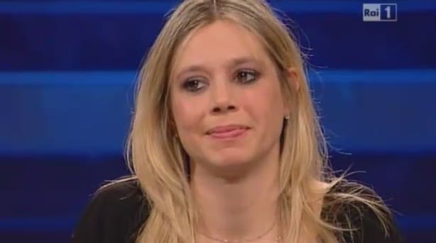 Affari Tuoi Sott'olio: La bellissima Anna Bevilacqua, nostra signora ...