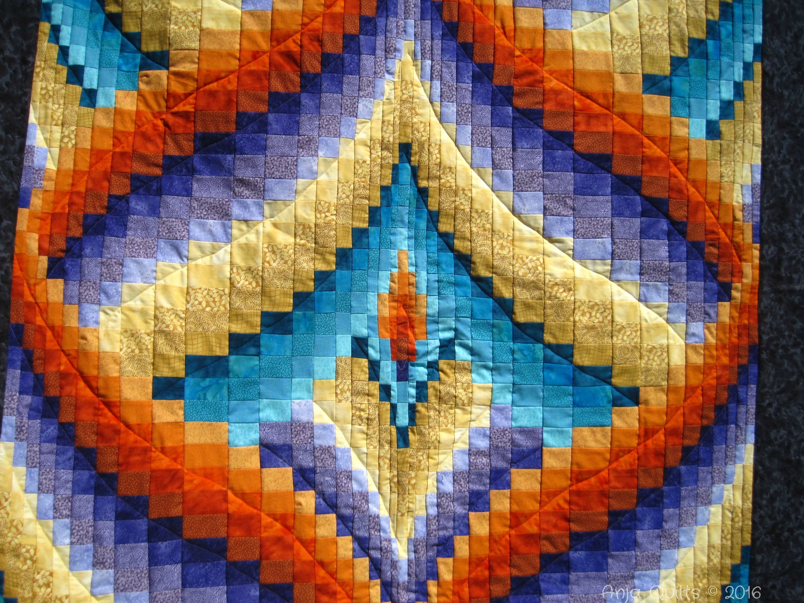 Anja Quilts: Throwback Thursday - Spiral Bargello