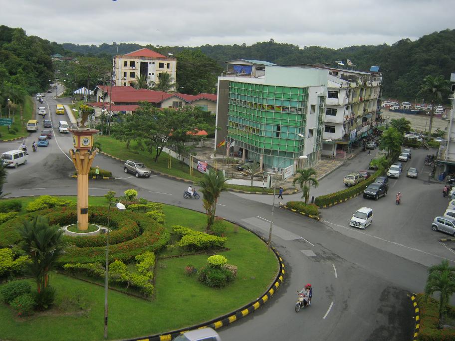 hamzani production: Kapit Thru My Eyes