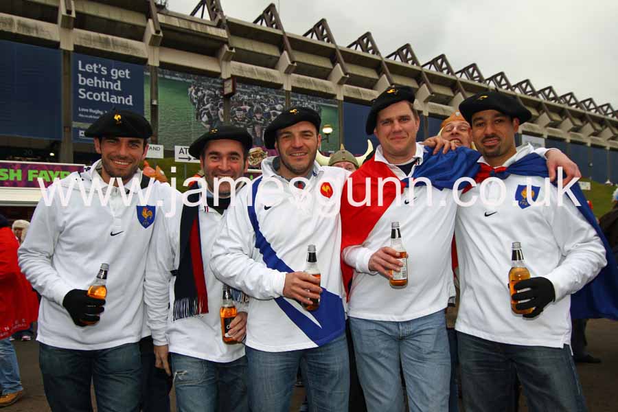 James Gunn Photography: French rugby supporters